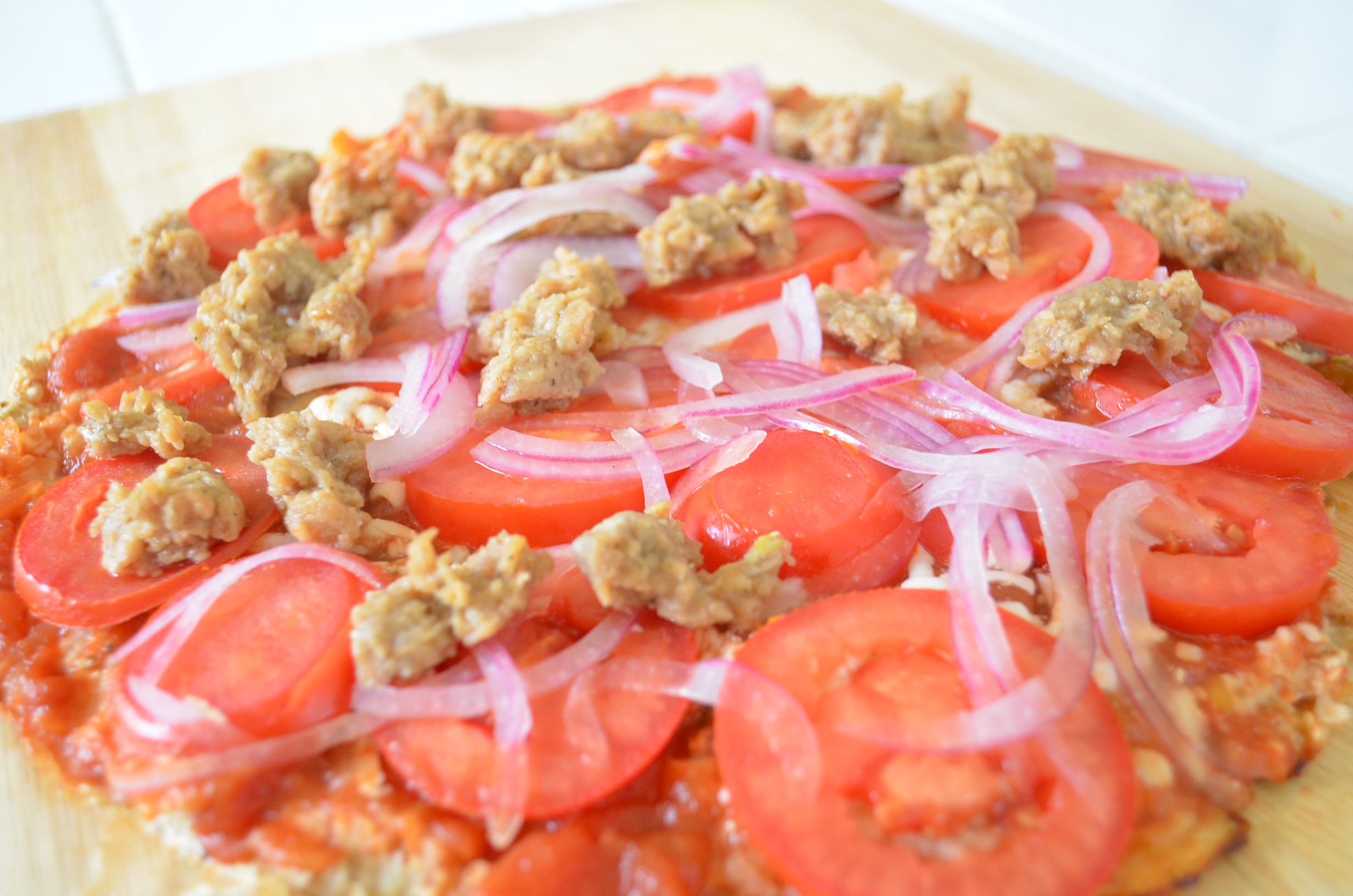 Experimental Oatmeal Crust Pizza - Blogilates