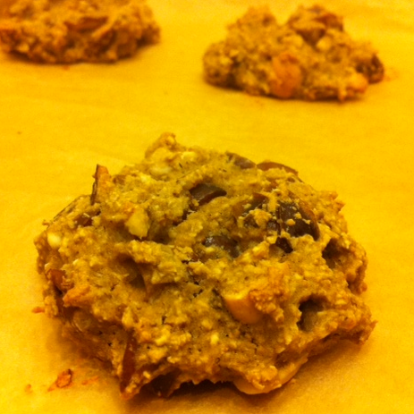 Healthy Date Nut Cookie Recipe & Crayon Art! - Blogilates