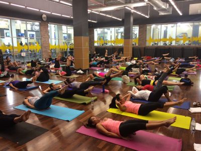 Butt Vibrating Workout + POP Pilates Army LA! - Blogilates