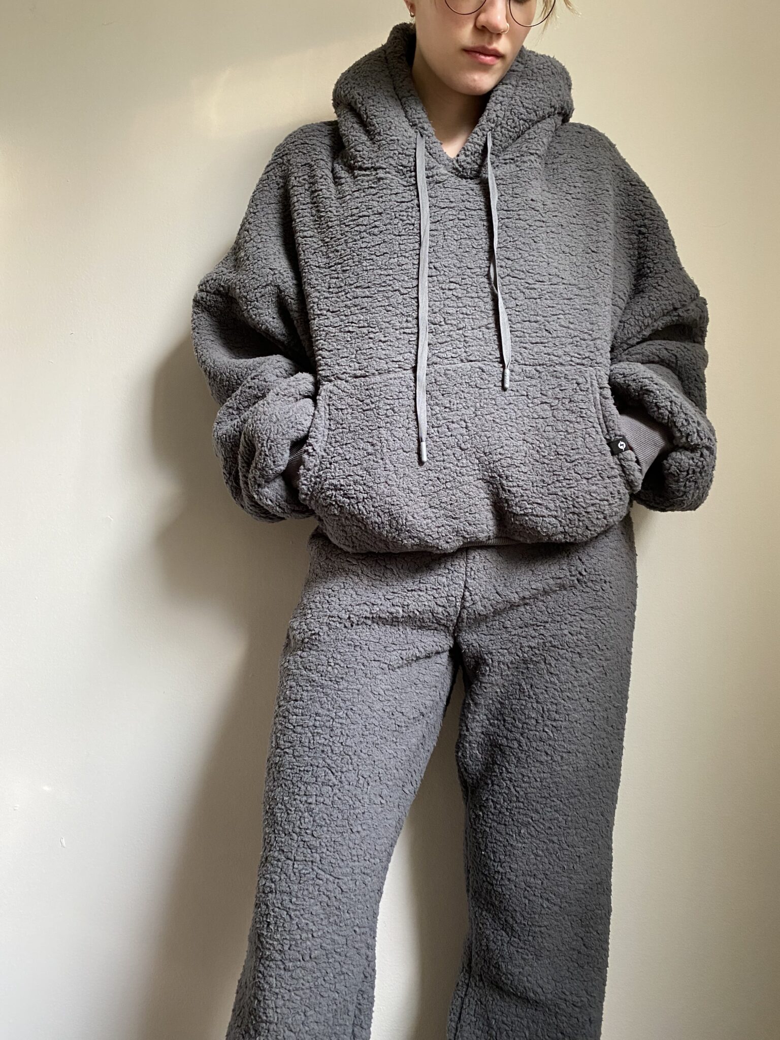 Cozy Vibes Only in This Faux Sherpa Set - Blogilates