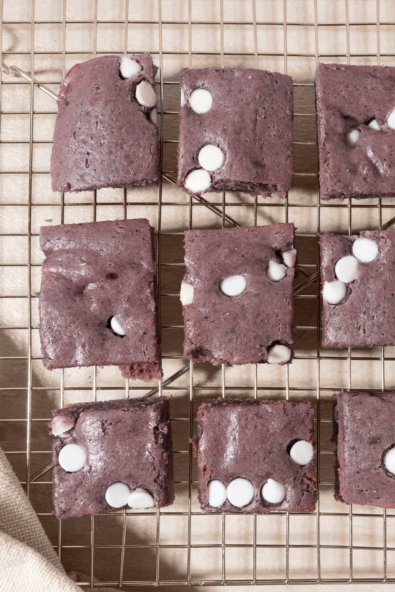 Protein White Chocolate Ube Blondies - Blogilates